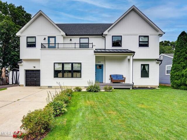 Honeysuckle Ln, Point Pleasant, Home For Sale