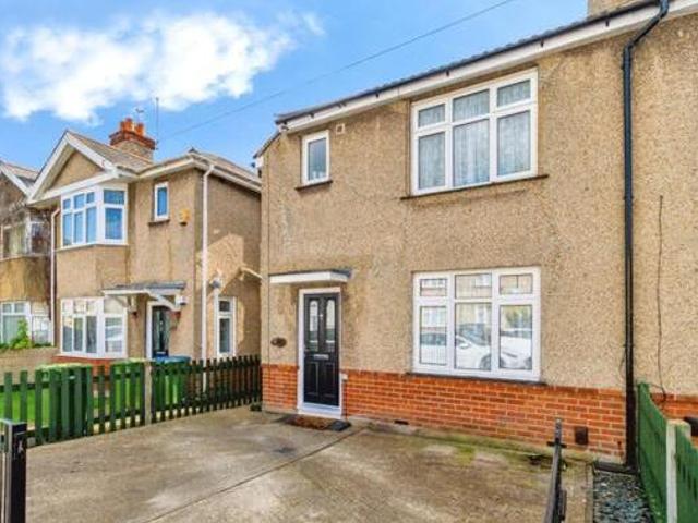 Honeysuckle Road, Southampton, 3 Bedroom Semi detached