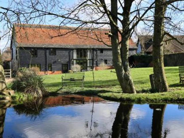 Honor End Lane, Prestwood, 4 Bedroom Barn