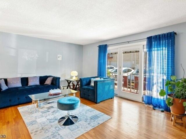 Hoover Ave Apt,bloomfield, Condo For Sale