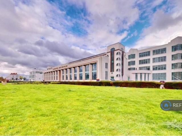 Hoover Building, Greenford, UB6 Studio to rent £1,430 pcm £330 pw