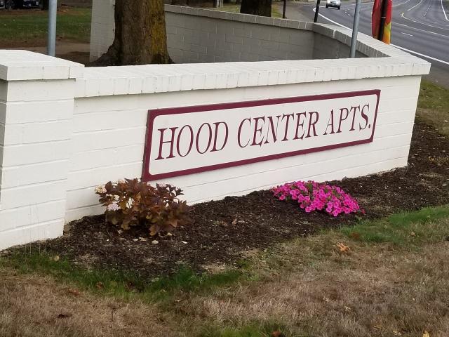 Hood Center Apts 1 Bedroom Apartment for Rent at 1229 Ne Hogan Pl, Gresham, OR 97030 Gresham North Central