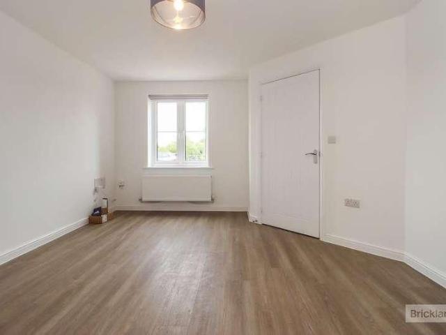 Hood Close, Market Harborough, LE16