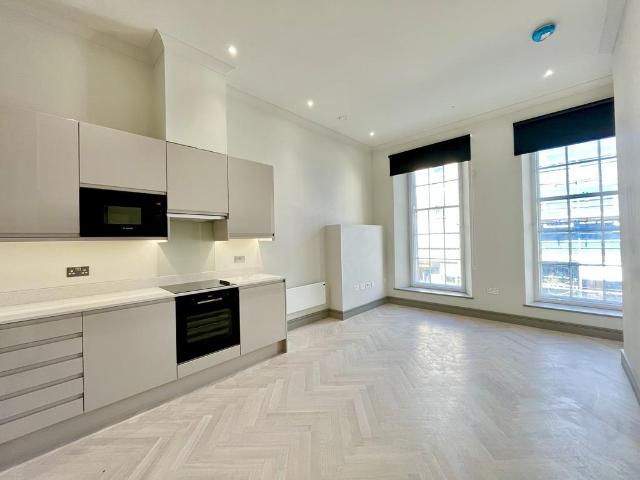 Hood Street, Newcastle upon Tyne, NE1 2 bed apartment to rent £1,700 pcm £392 pw