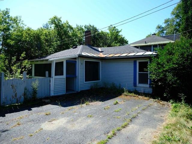 Hooker Hill Rd, Saint Johnsbury, Home For Sale