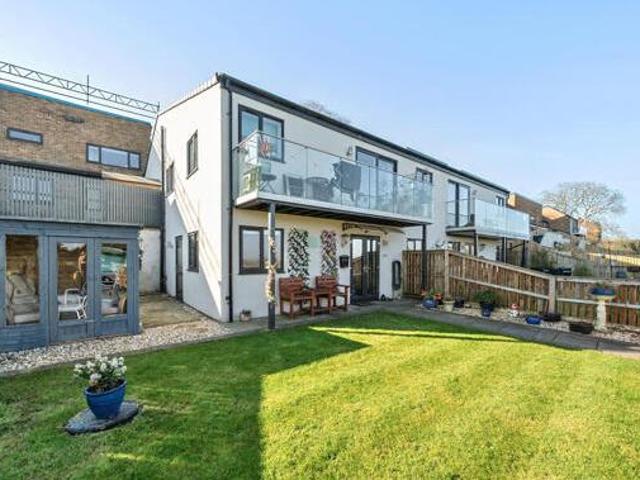 Hooks Hill, Purton, 1 Bedroom Flat