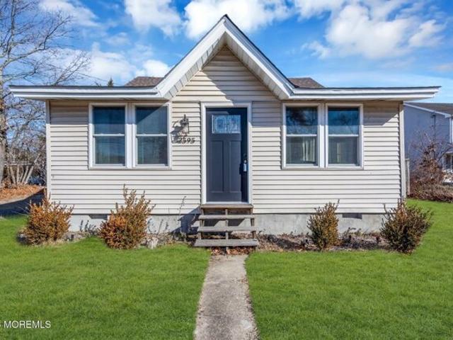 Hooper Ave, Brick, Home For Sale