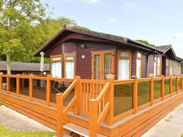 Hoburne Naish, Glenside, Barton On Sea, 3 Bedroom Park