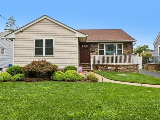 Hobart Ave, Rutherford, Home For Sale