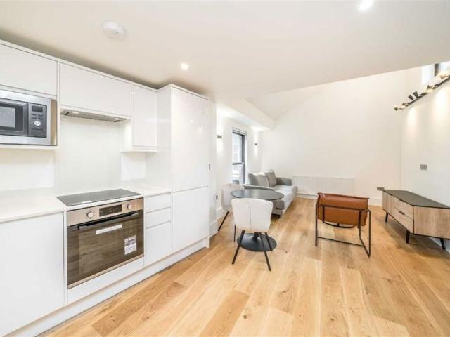 Hobhouse Court, SW1Y, London