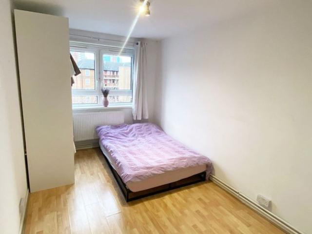 Hobsons Place, Aldgate East/ Brick Lane E1, 2 bed shared accommodation to rent, £1,050 pcm | PrimeLocation