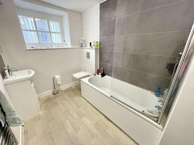 Hocker Hill Street, Chepstow, Np, NP16