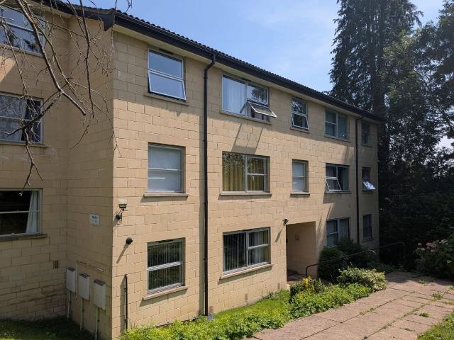 Hockley Court, Bath BA1, 2 bed flat to rent, £1,550 pcm | PrimeLocation