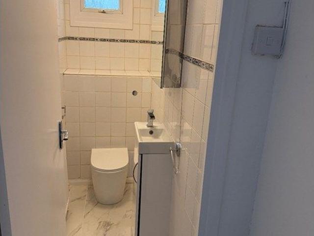 Hockwell Ring, Luton LU4, 3 bed semi detached house to rent, £1,600 pcm | PrimeLocation