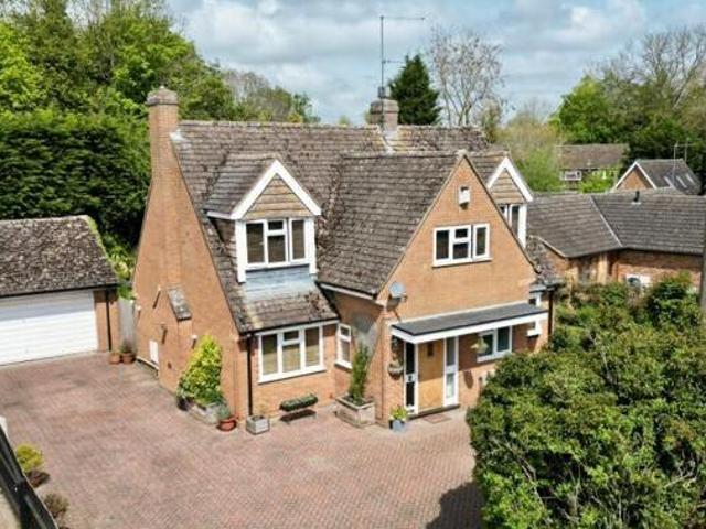 Hodges Lane, Kislingbury, 4 Bedroom Detached