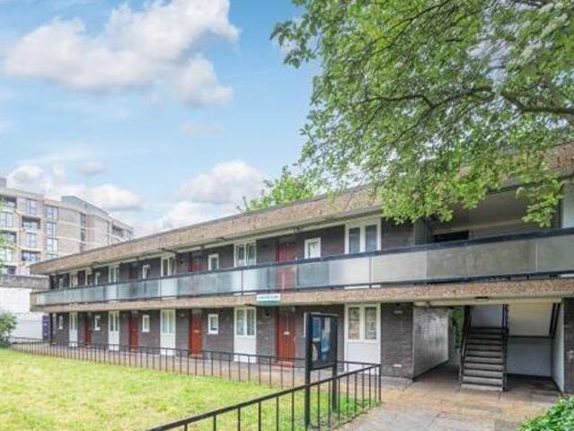 Hodister Close, London, 2 Bedroom Flat