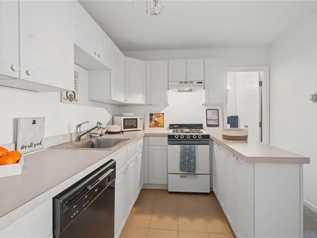Hoffman Ave Apt,cranston, Condo For Sale