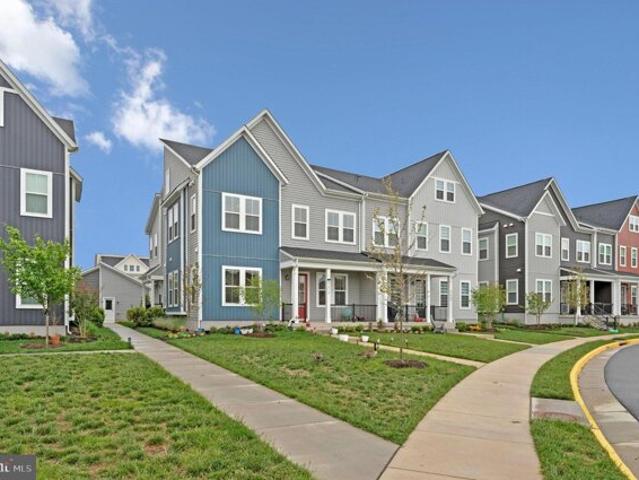 Hogan Forest Ter, Aldie, Home For Sale