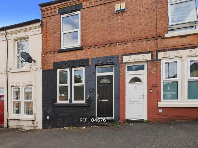 Hogarth Street, Nottingham NG3, 3 bed terraced house to rent, £995 pcm | PrimeLocation