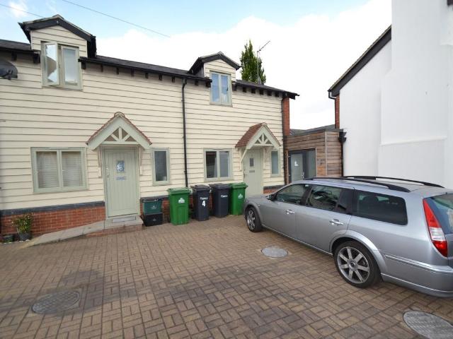 Hogges Close, Hoddesdon, Herts EN11, 1 bed terraced house to rent, £1,295 pcm | PrimeLocation