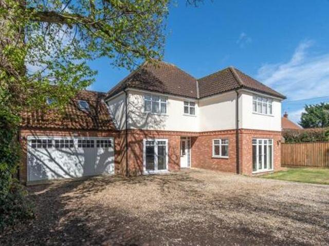 Holt Road, Fakenham, 5 Bedroom Detached