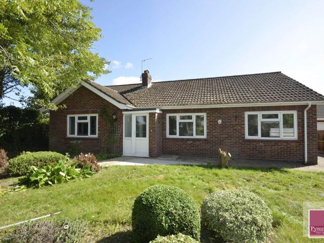 Holt Road, Norwich NR10, 3 bed bungalow to rent, £1,395 pcm | PrimeLocation