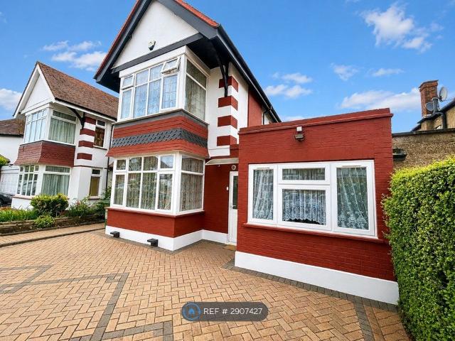 Holt Road, Wembley HA0, 2 bed flat to rent, £2,250 pcm | PrimeLocation