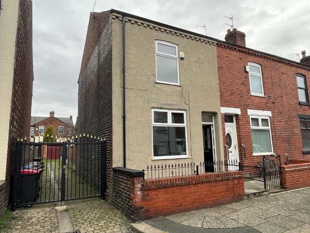 Holt Street, Eccles, Manchester M30, 2 bed end terrace house to rent, £1,250 pcm | PrimeLocation