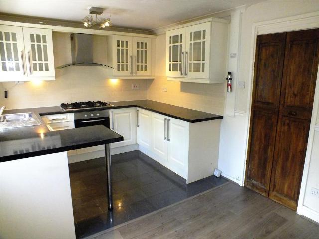 Holtdale Avenue, Cookridge, Leeds LS16, 3 bed terraced house to rent, £1,050 pcm | PrimeLocation