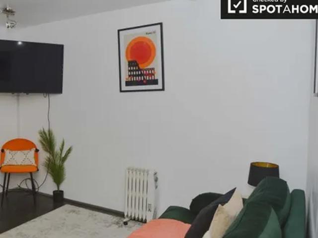Holton Street, London, E1 4EF, United Kingdom | 2 bed apartment for rent #86189086 | Rentberry