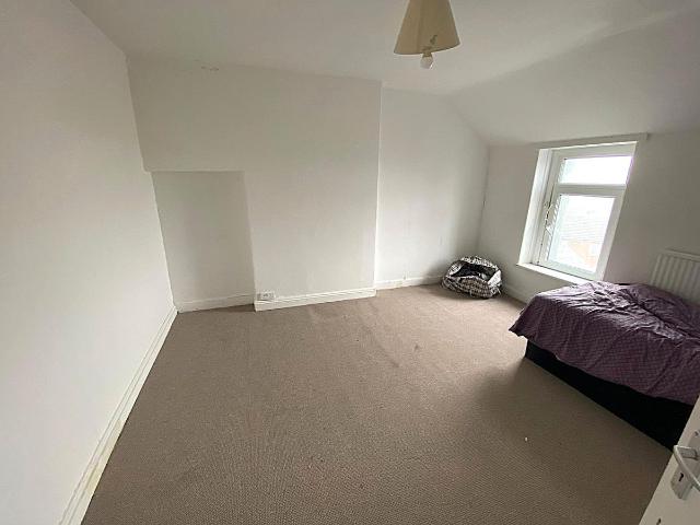 Holton Road, Barry CF63, 4 bed maisonette to rent, £1,250 pcm | PrimeLocation