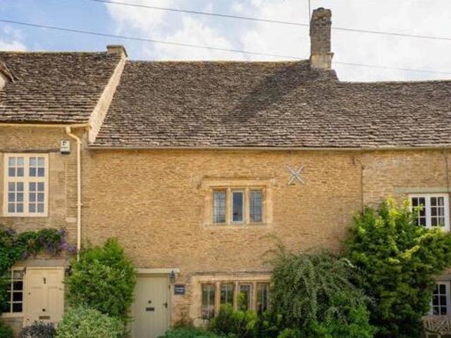 Holwell, Burford, 2 Bedroom Cottage