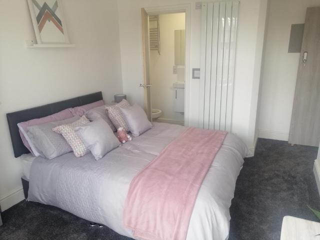 Holyhead Road, Bangor, Gwynedd, LL57 11 bed end of terrace house to rent £6,193 pcm £1,429 pw