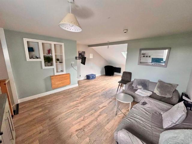 Holyhead Road, Coventry, CV1