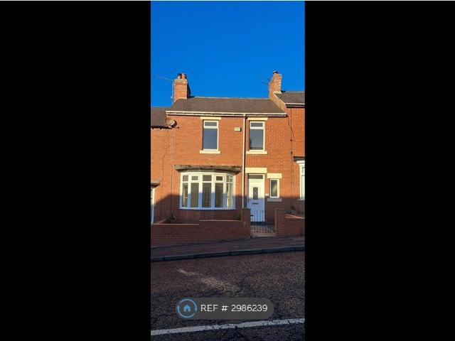 Holyoake Gardens, Gateshead NE9, 3 bed terraced house to rent, £995 pcm | PrimeLocation