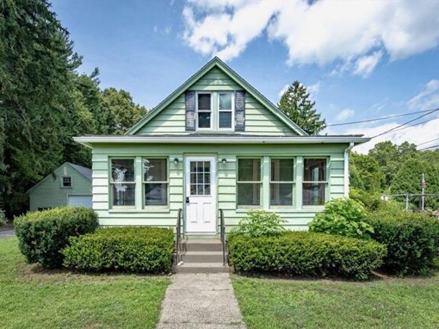 Holyoke Rd, Westfield, Home For Sale