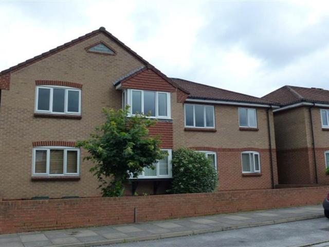 Holyrood Court, Bramcote NG9, 1 bed flat to rent, £950 pcm | PrimeLocation