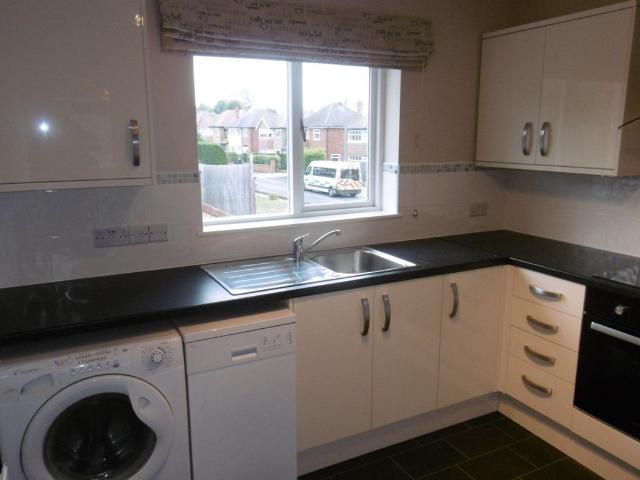 Holyrood Court, Bramcote NG9, 2 bed maisonette to rent, £900 pcm | PrimeLocation