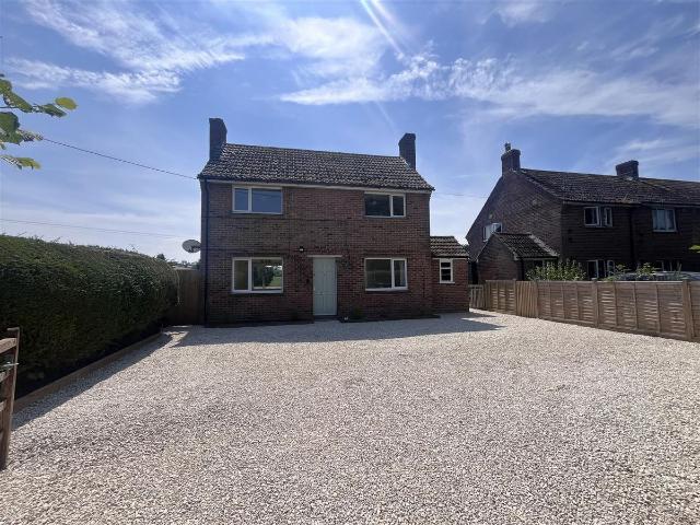 Holywell, Dorchester DT2, 3 bed detached house to rent, £1,200 pcm | PrimeLocation