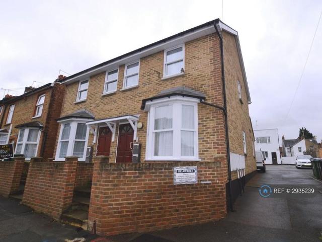 Holywell Road, Watford, WD18 1 bed maisonette to rent £1,450 pcm £335 pw