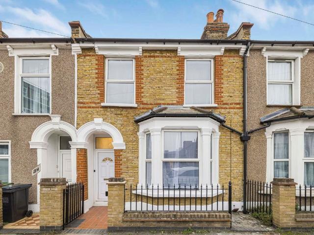 Holbeach Road, London SE6, Room to rent, £900 pcm | PrimeLocation