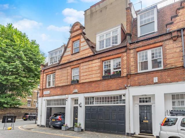 Holbein Mews, London, SW1W 3 bed house to rent £6,000 pcm £1,385 pw