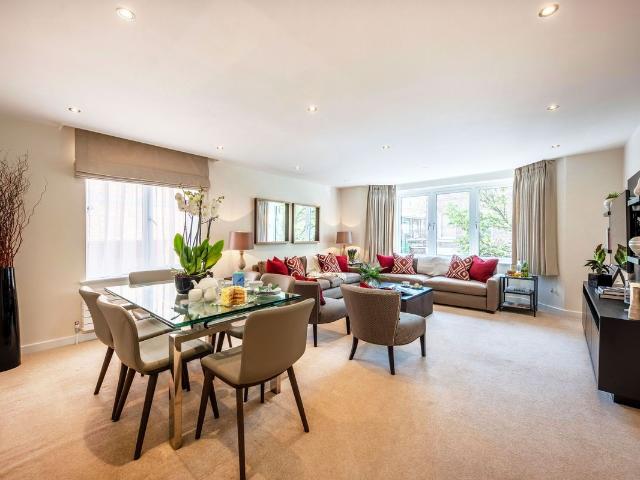 Holbein Place, London SW1W, 3 bed flat to rent, £9,100 pcm | PrimeLocation