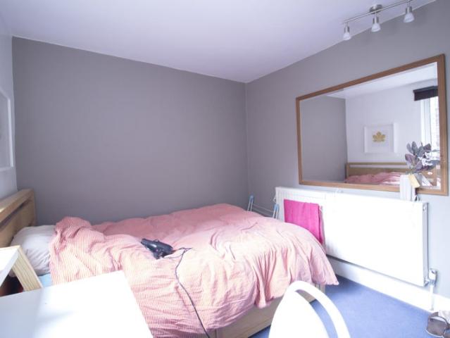 Holborn 2 bed WC1R LSE/KCL