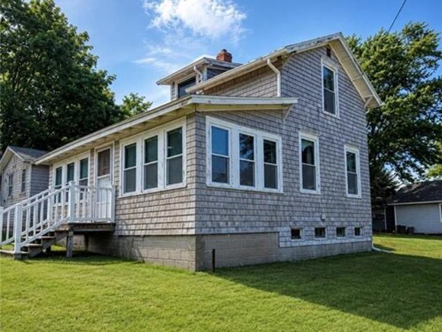 Holbrook Ave, Portsmouth, Home For Sale