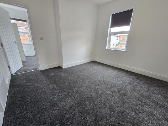 Holbrook Avenue, Rugby, Warwickshire CV21, 1 bed flat to rent, £750 pcm | PrimeLocation
