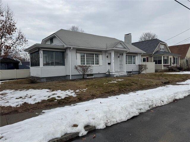 Holburn Ave, Cranston, Home For Sale