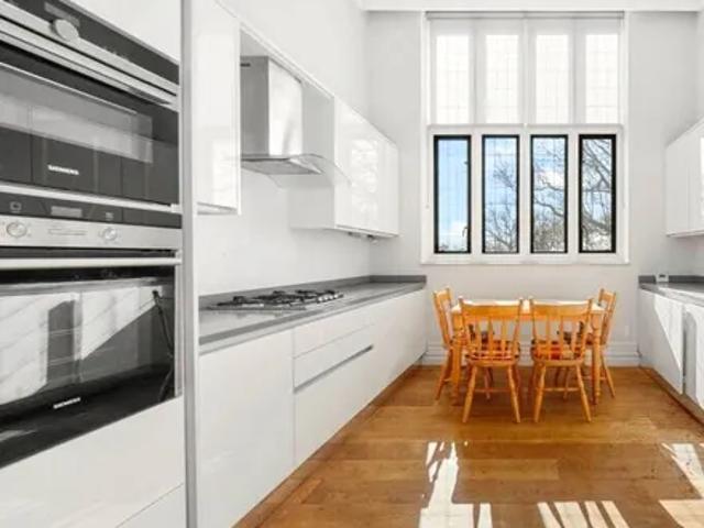 Holcombe House, The Ridgeway, London, NW7 4ED, United Kingdom | 2 bed house for rent #166818680 | Rentberry