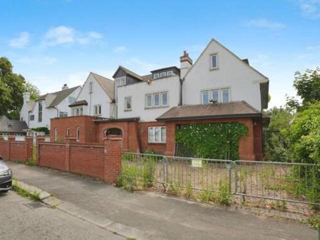 Holcombe Road, Ilford, 9 Bedroom Detached