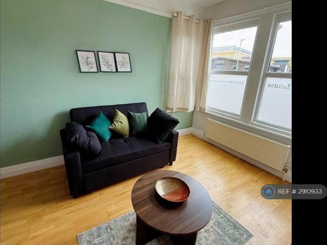 Holcroft, Cambridge, CB1 1 bed flat to rent £2,000 pcm £462 pw